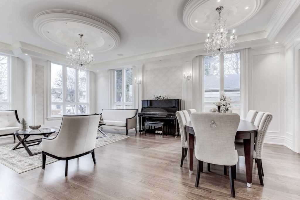 Palatial Mansion with Stylish Combination of Classic & Modern ...