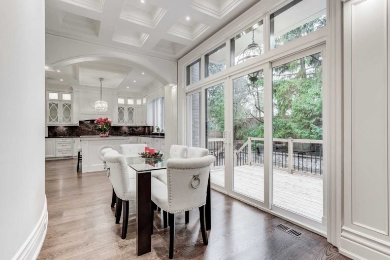 Palatial Mansion with Stylish Combination of Classic & Modern ...