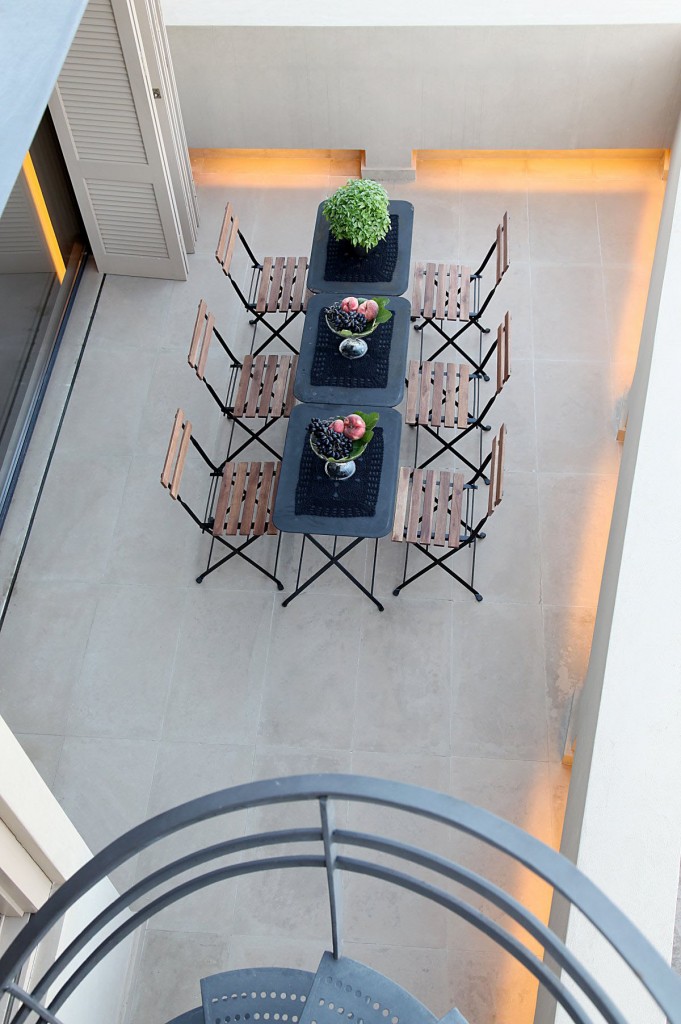 Elegant Renovated Home With Acropolis View | iDesignArch | Interior ...