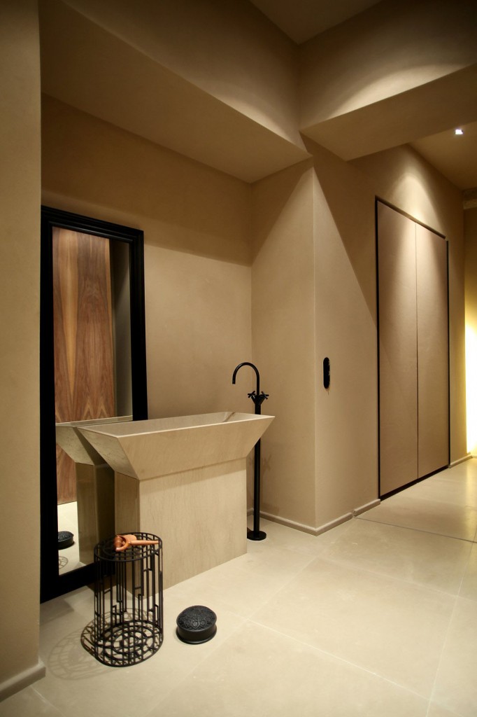 Elegant Renovated Home With Acropolis View | iDesignArch | Interior ...