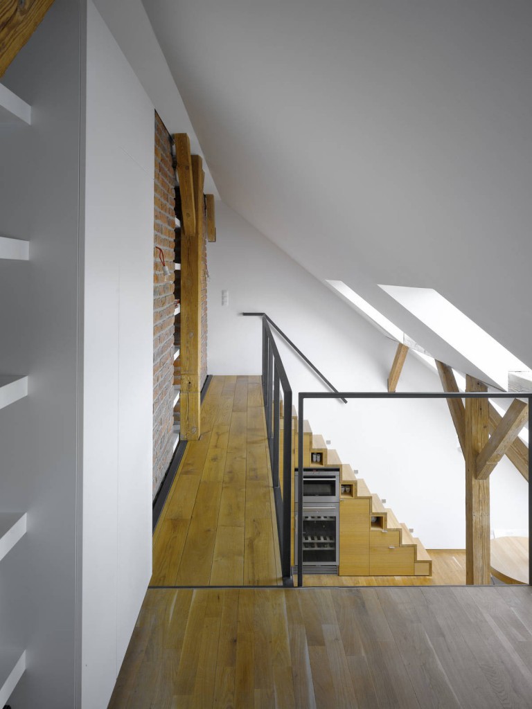 Small Attic Loft Apartment In Prague
