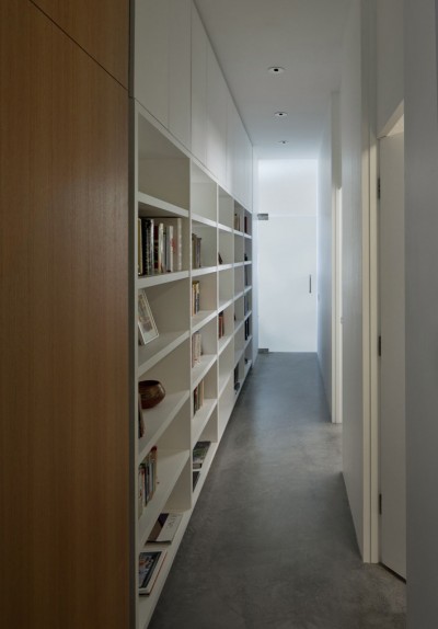 Minimalist House In Barrio Historico | iDesignArch | Interior Design ...