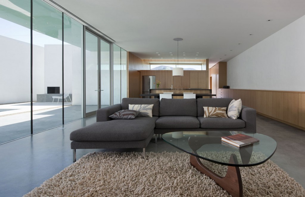 Minimalist House In Barrio Historico | iDesignArch | Interior Design ...