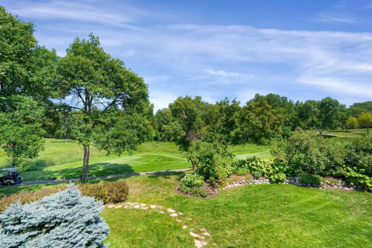 Exclusive Golf Estate Sophisticated Cottage Style Design