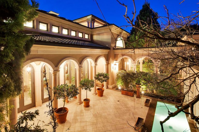 Grand European Style Waterfront Private Estate in Vancouver ...