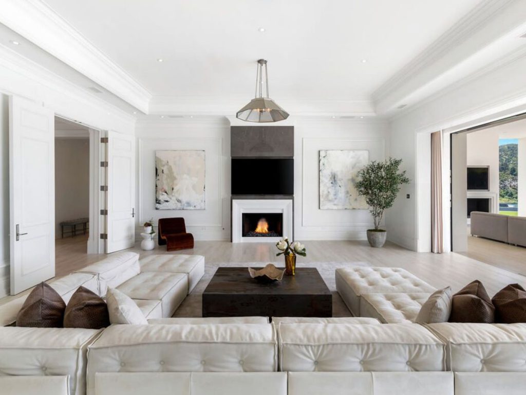 Inside Jennifer Lopez and Ben Affleck’s Beverly Hills Dream Home