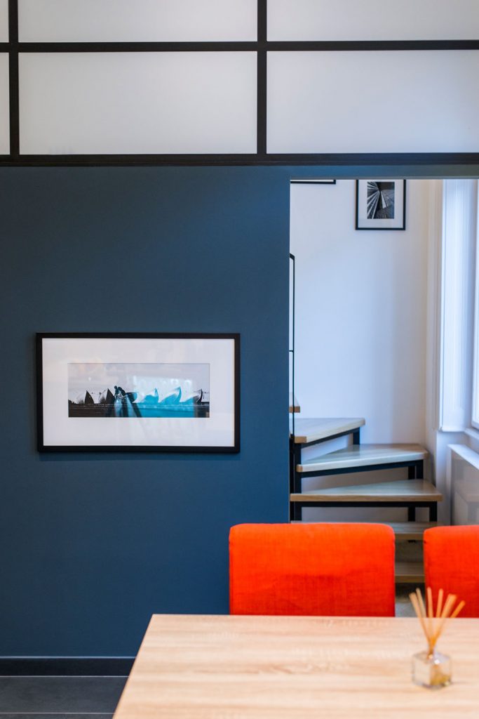 Sophisticated Bachelor Pad in Budapest with Loft Bedroom | iDesignArch ...