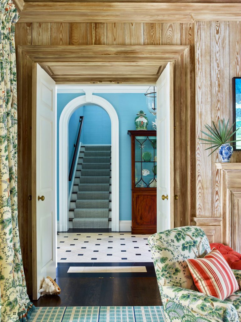 Anglo-Caribbean Architecture in a Floridian Tropical Setting