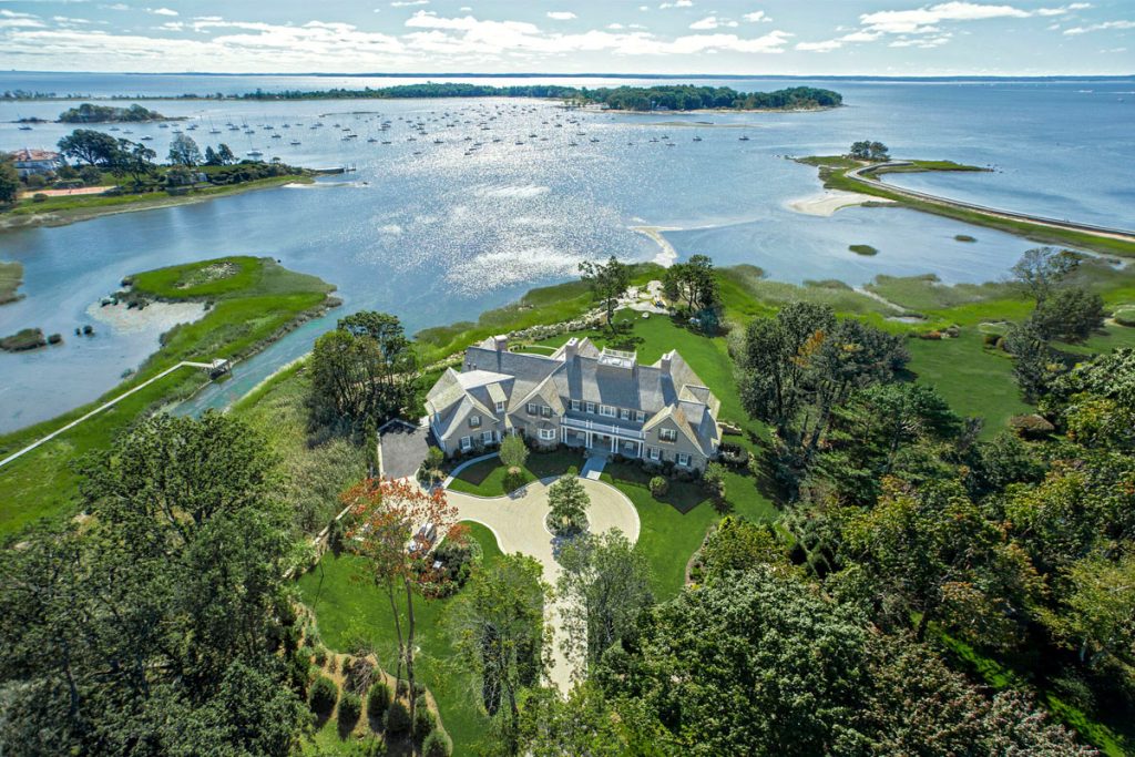 Transitional Beach Style House with New England Charm