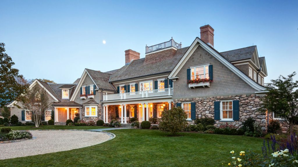 Transitional Beach Style House with New England Charm