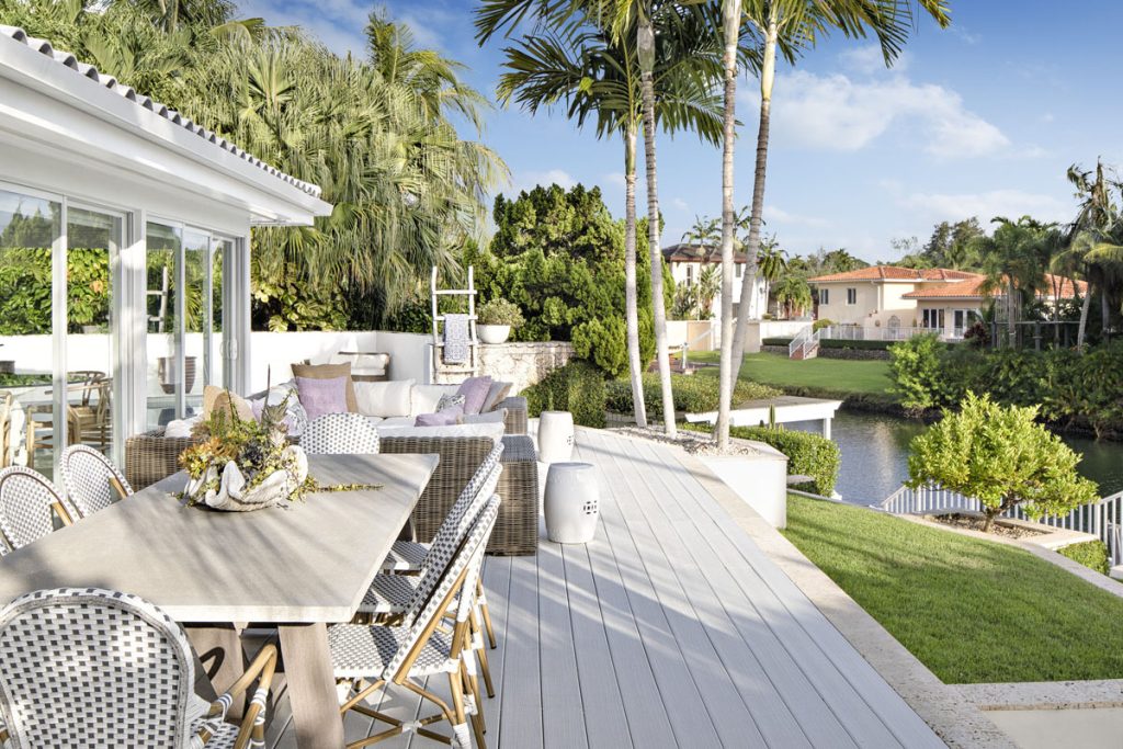 Breezy Dream Tropical Beach Bungalow in Coral Gables