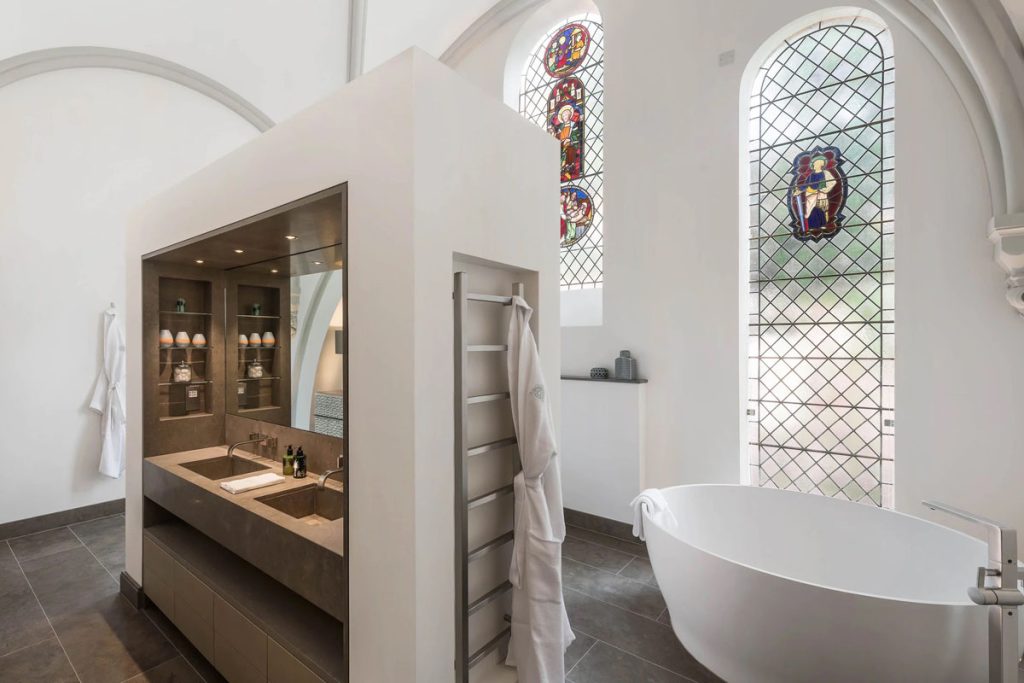 Former Church In London Converted Into A Luxury Townhouse