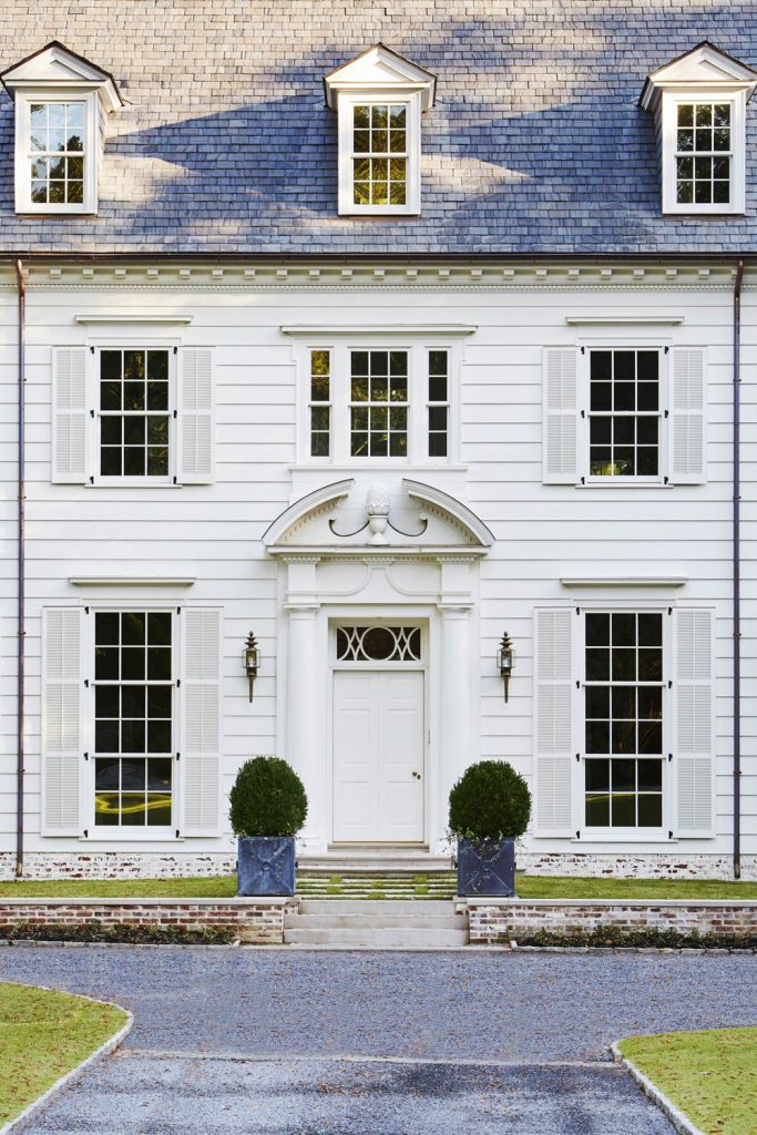 Southern Colonial Mansion with Timeless Classical Elegance