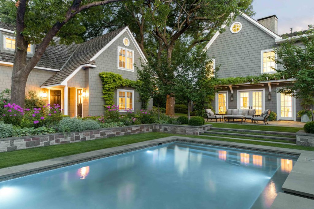 Sublime Dream Home in Dallas with Sunken Pool Garden