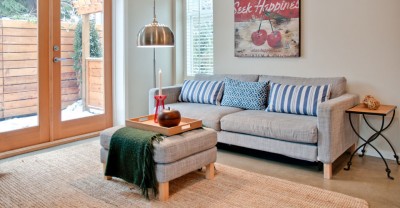 Coach House Offers Stylish Living In Small Space | iDesignArch ...