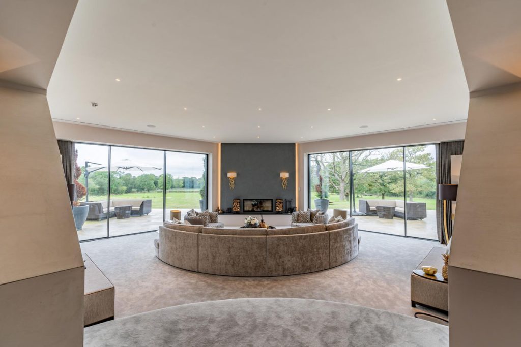 Luxury Modern Country Estate with View of Windsor Castle