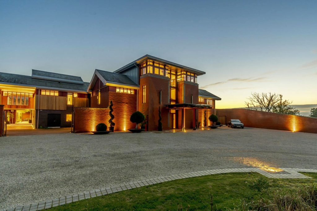 Luxury Modern Country Estate with View of Windsor Castle