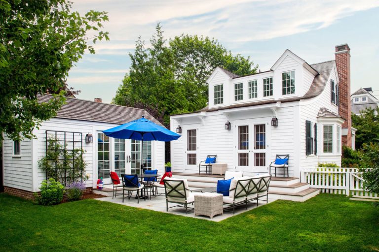 Charming Village Cottage in Edgartown’s Historic District