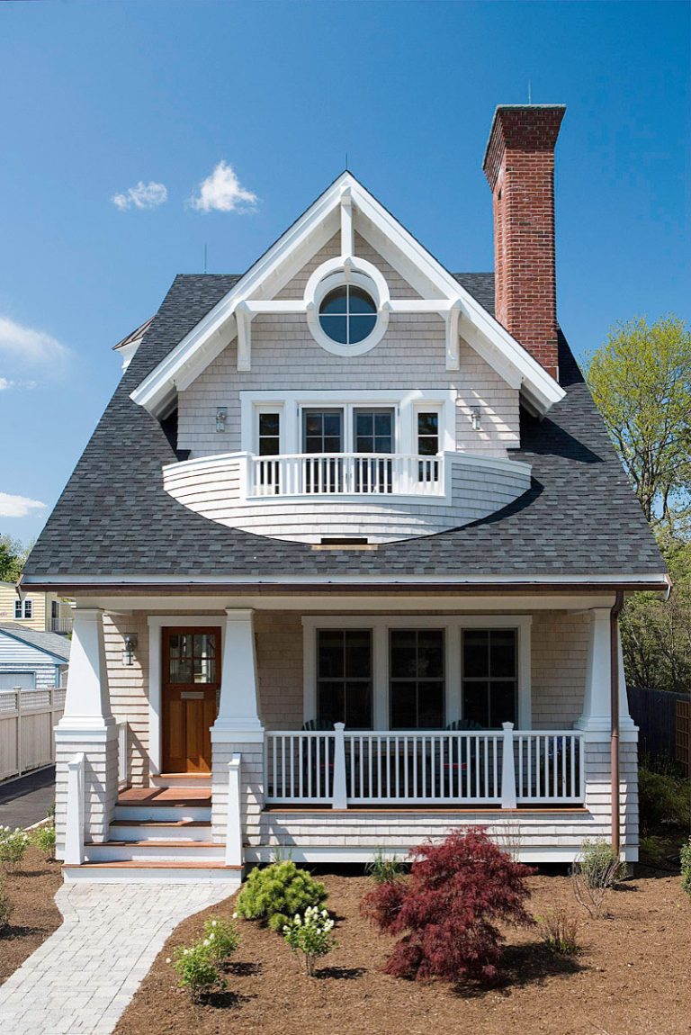 Coastal Shingle Style Gable Roof Seaside Cottage