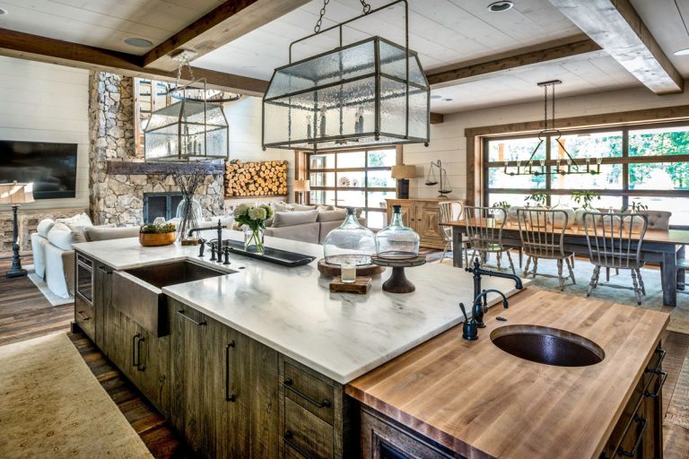 Rustic Country Estate With A Spectacular Backyard Oasis