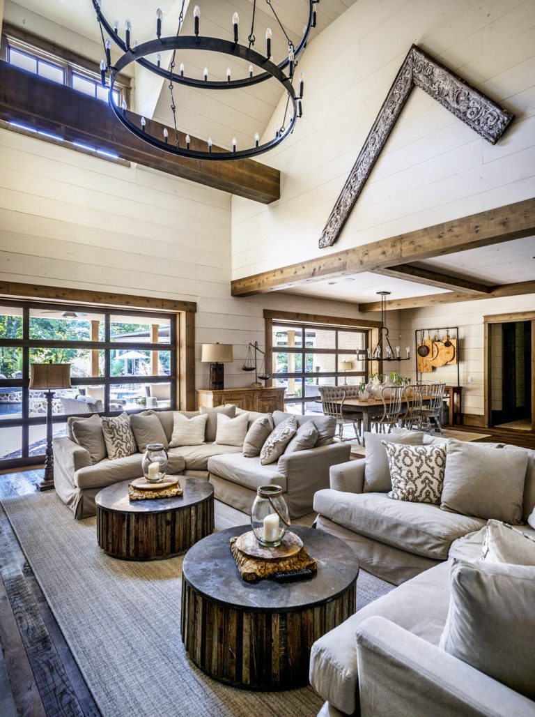 Rustic Country Estate With A Spectacular Backyard Oasis