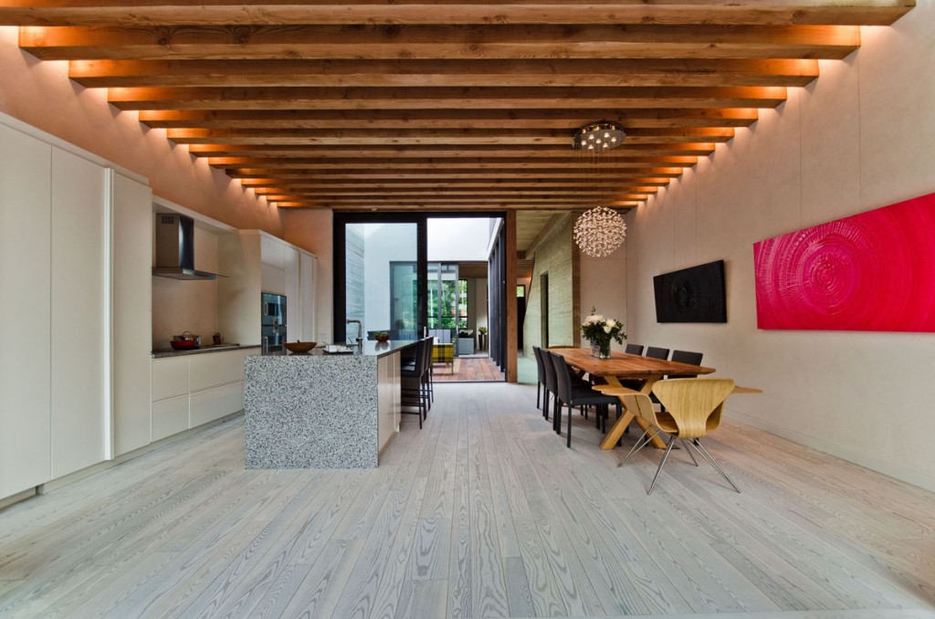 Ecological House In Montreal With Contemporary Exposed Beams ...