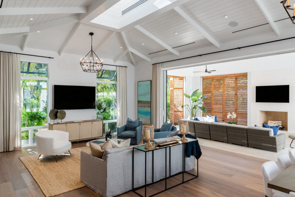 Florida Beach Bungalow with Tropical Courtyard Garden Oasis