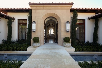 Elegant Montecito Home With Stunning Panoramas