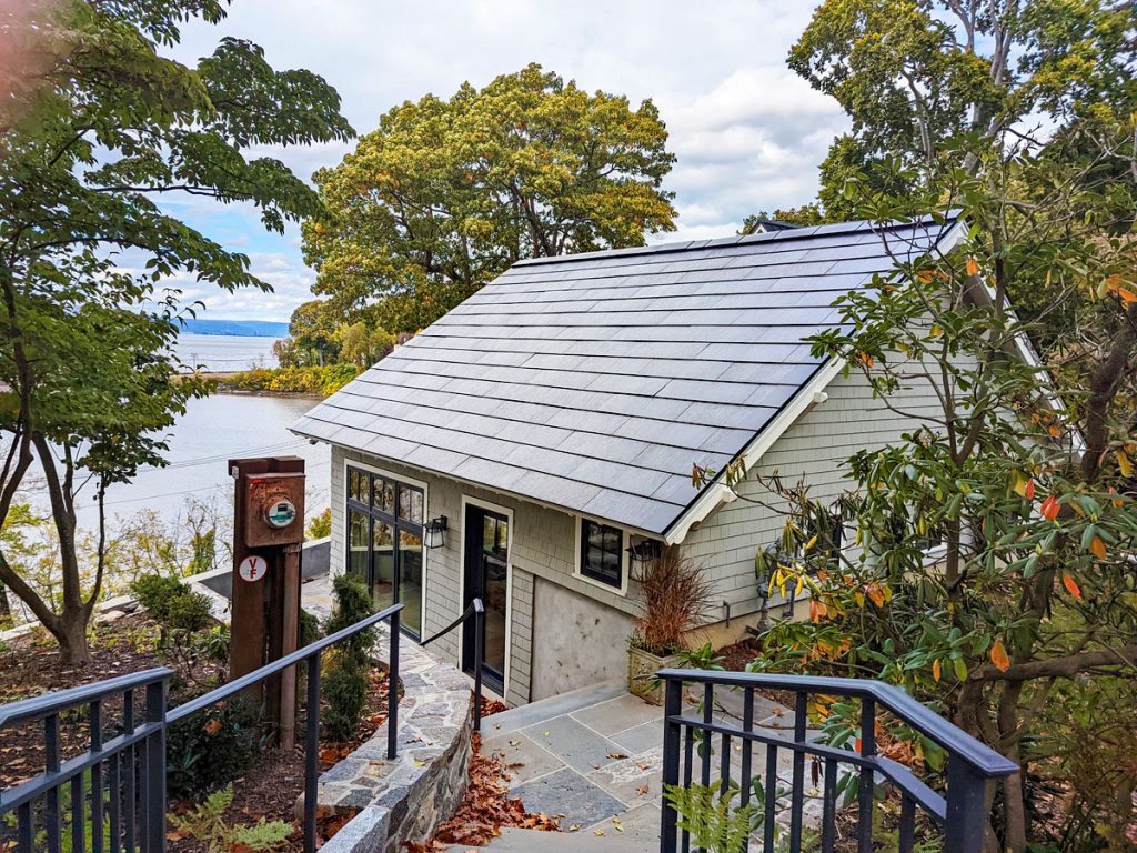 Charming Riverside Cottage with Tesla Solar Roof