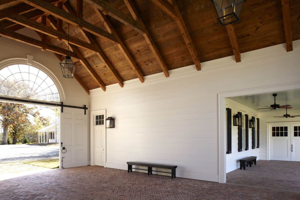 Classically Proportioned Georgian Colonial Barn Style Stable