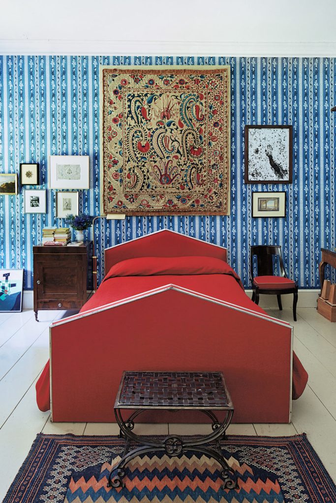 Federal-Style House in the Hudson Valley with Curb Appeal