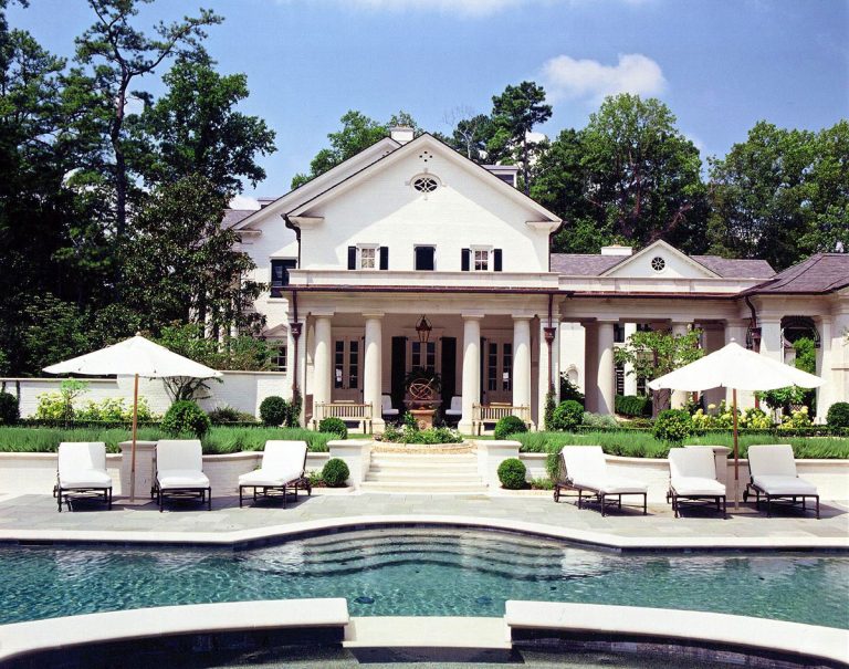 Restored Historic Mansion with Adam-Style Architecture