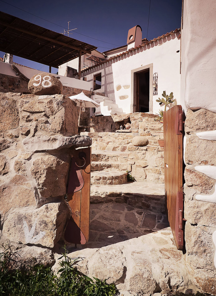 Regeneration Of An Old Stone Ruin Into A Romantic House | iDesignArch ...