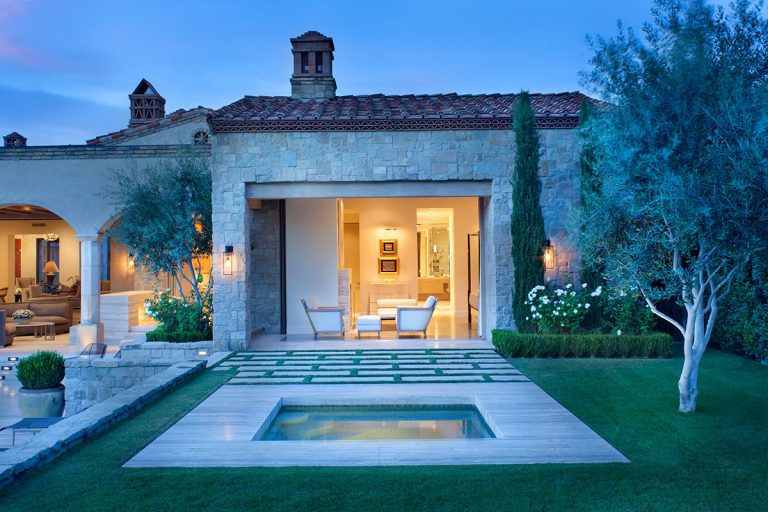 Beautiful Italian Style Villa in La Quinta: The Ultimate Desert Hideaway