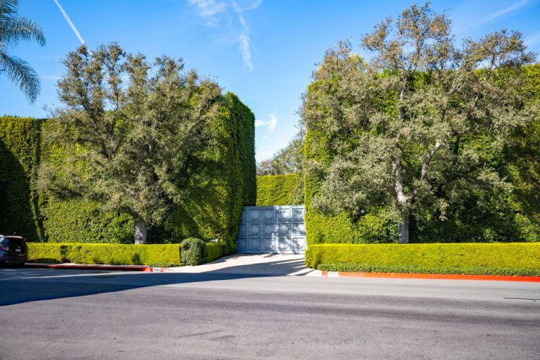 Jeff Bezos Owns a Piece of History with Purchase of Beverly Hills Estate