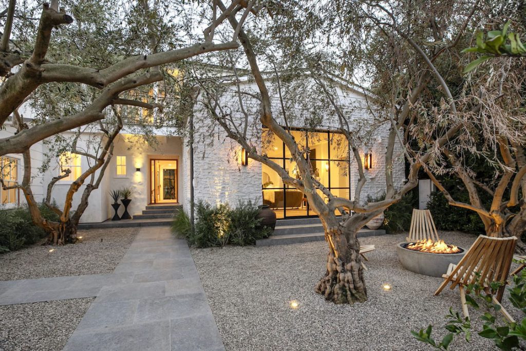 Inside Justin Bieber and Hailey Baldwin’s New House in Beverly Hills ...