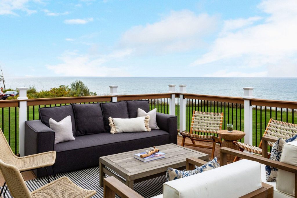 Charming Beach House with Panoramic Views of Lake Michigan