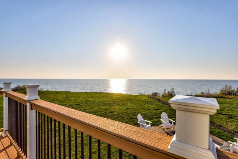 Charming Beach House with Panoramic Views of Lake Michigan