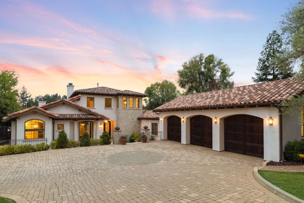 Stunning Tuscan Estate with Resort-Style Backyard