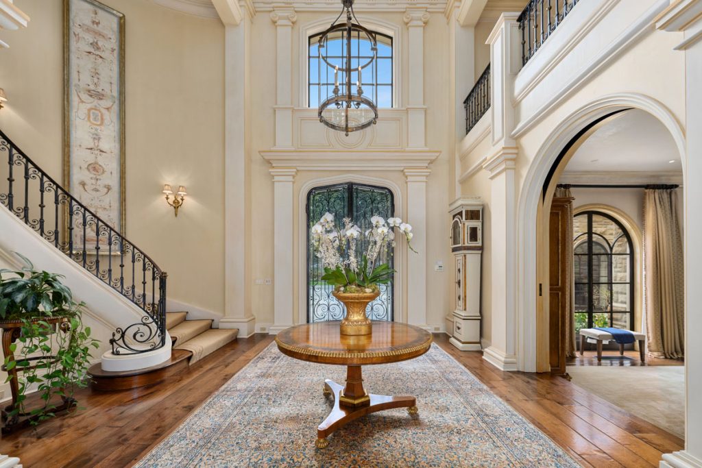 Impressive Sandstone Mansion with Classical Architecture