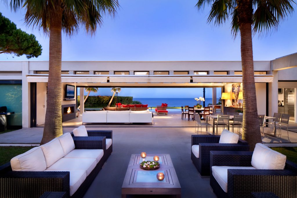 Exquisite Modern Ocean View Dream Home in Saint-Tropez | iDesignArch ...