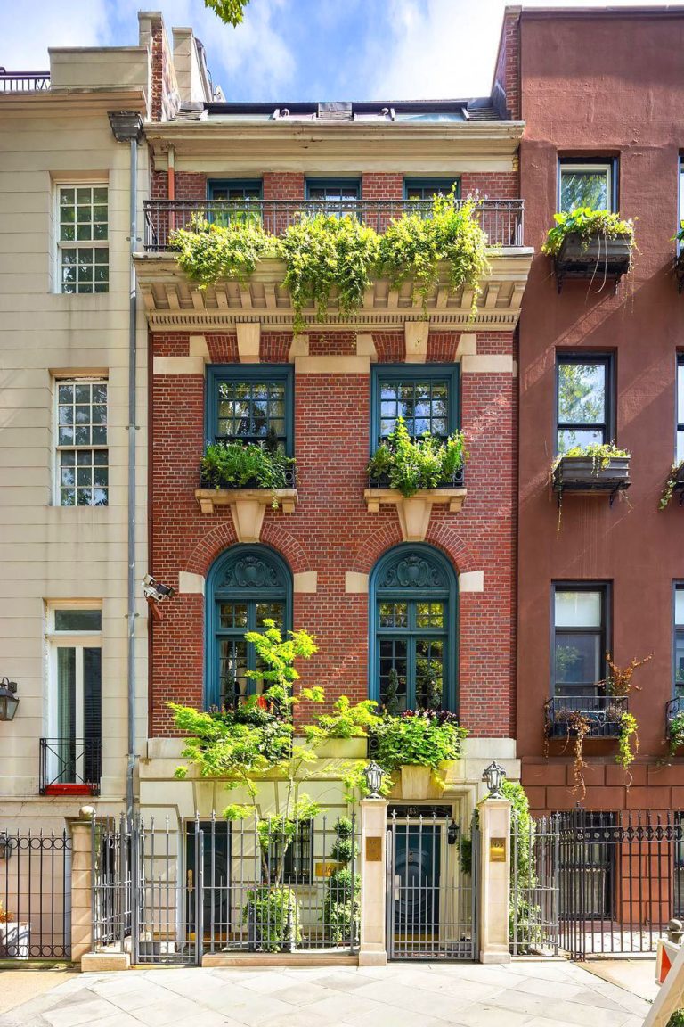 Timeless Elegant Upper East Side Neo-Georgian Townhouse