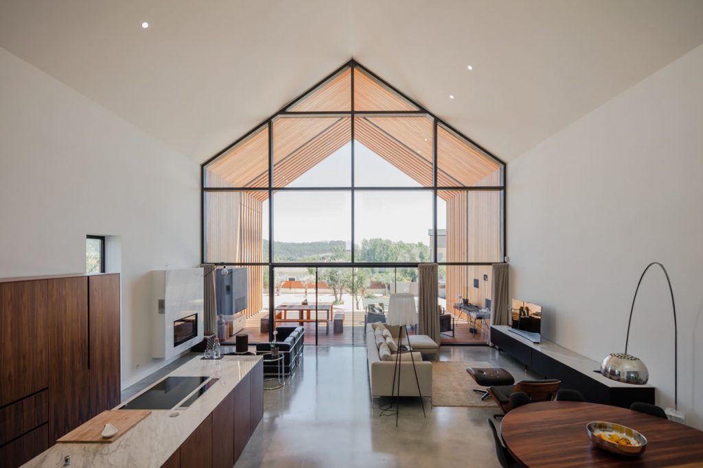 Geometric Proportional House Built on a Rectangular Piece of Land ...