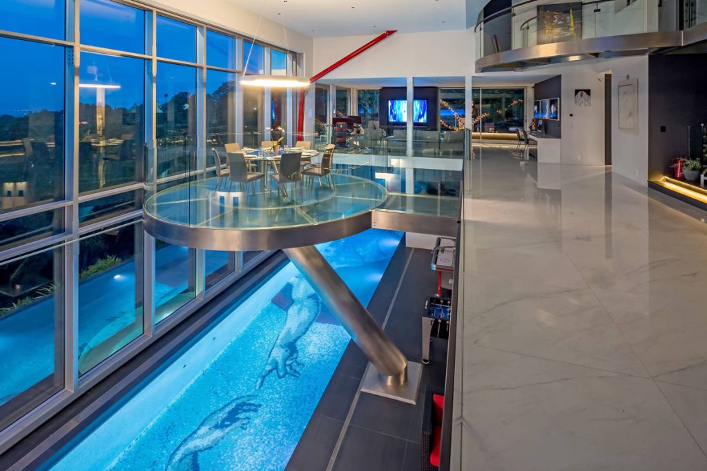 Ultra Modern High Tech Home Inspired by Science Fiction