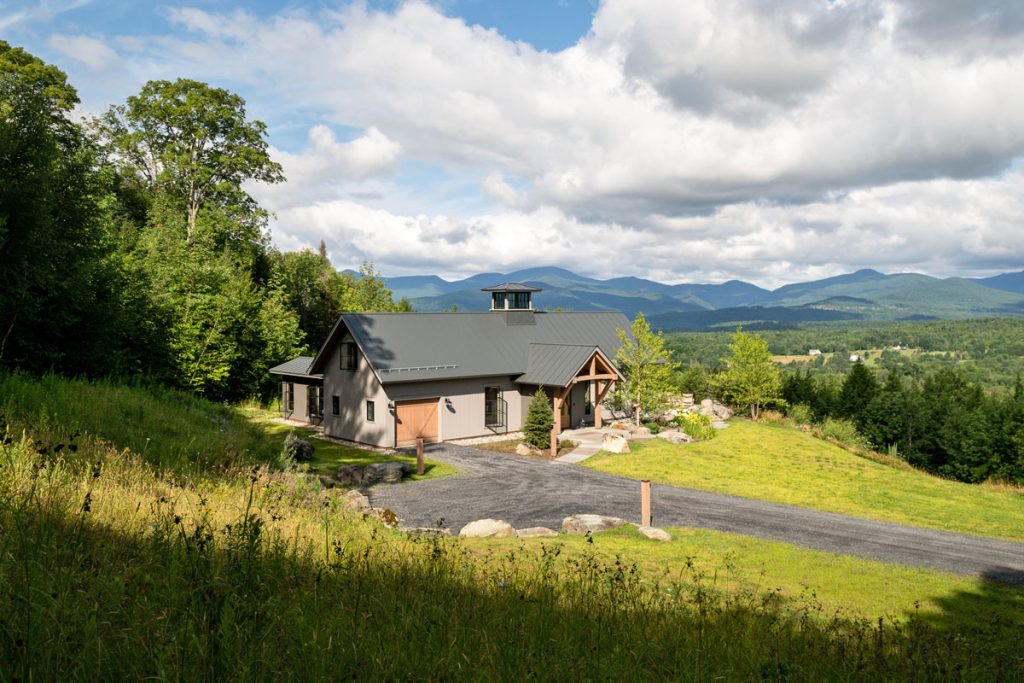 Private Mountain Retreat Amidst the Picturesque Countryside