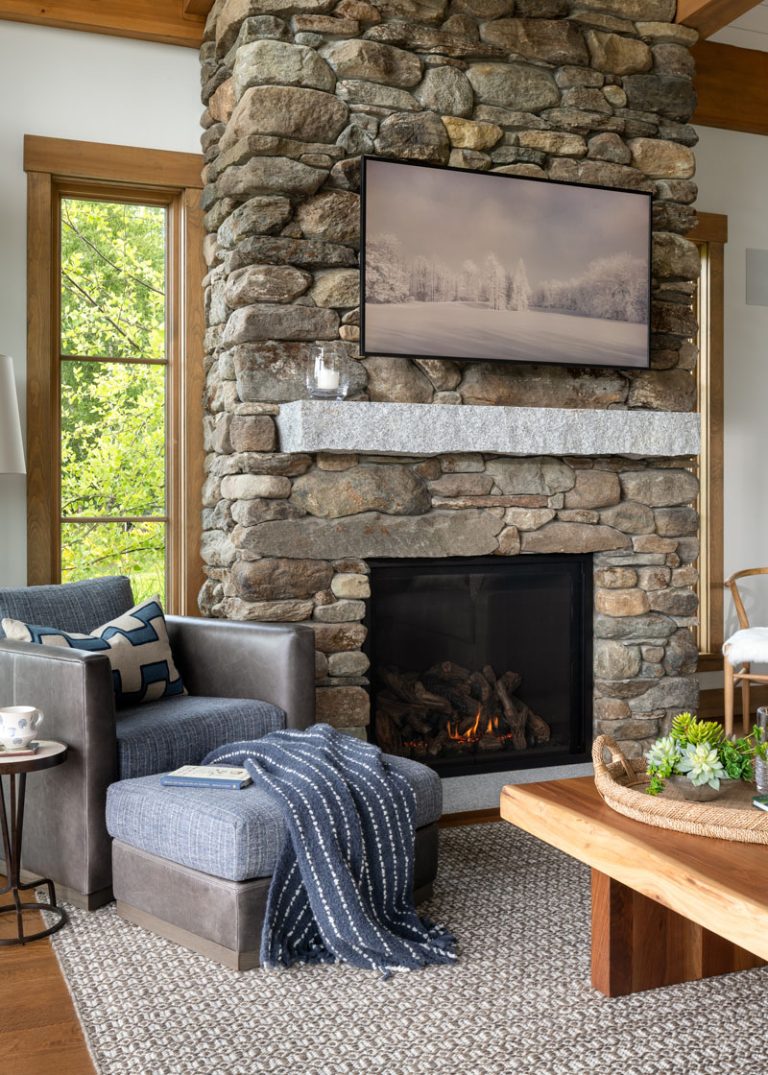 Private Mountain Retreat Amidst the Picturesque Countryside