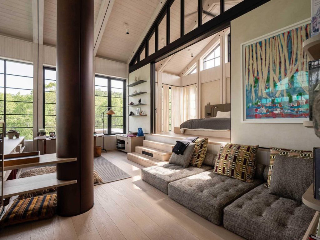 Modernist Farmhouse Estate in the Heart of Hudson Valley