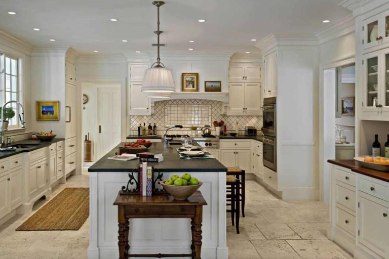 Timeless Country Farmhouse Estate in the Berkshire Woods