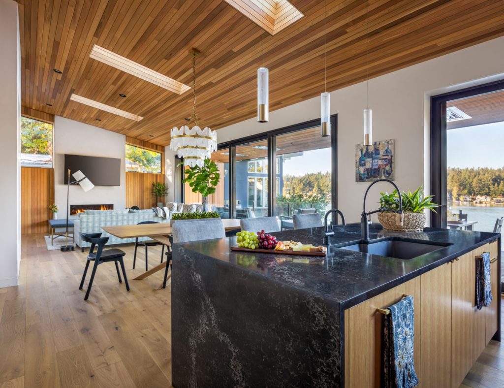 Striking Modern Lake House with Lakeside Terraced Backyard