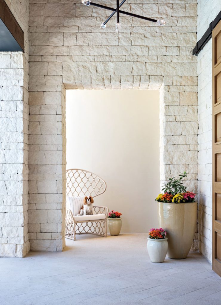 The Simple Elegance of a Hacienda-Style Ranch in La Quinta